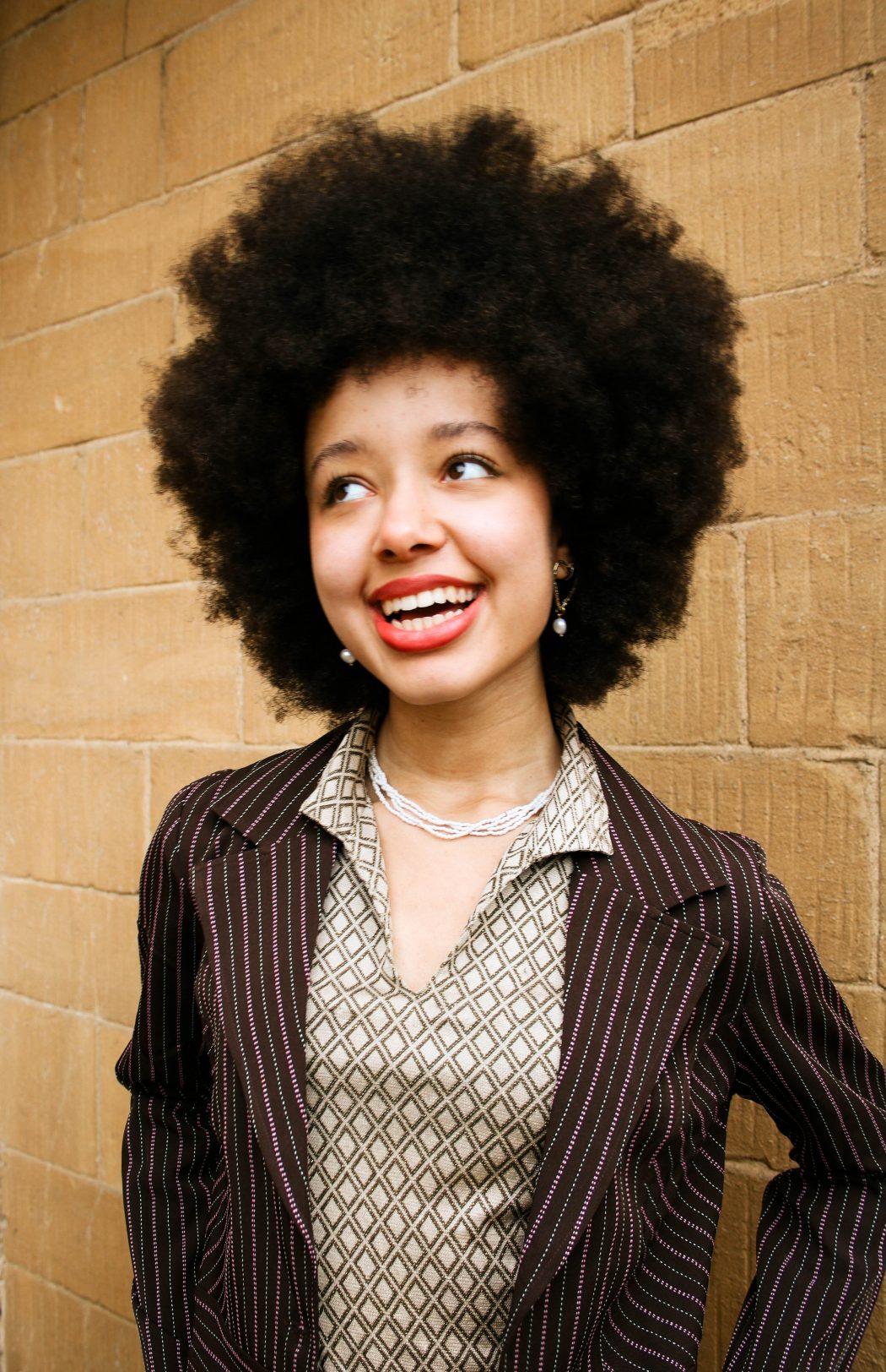 Artist of the Week: Phoebe Holmes-Simeon – The Isis